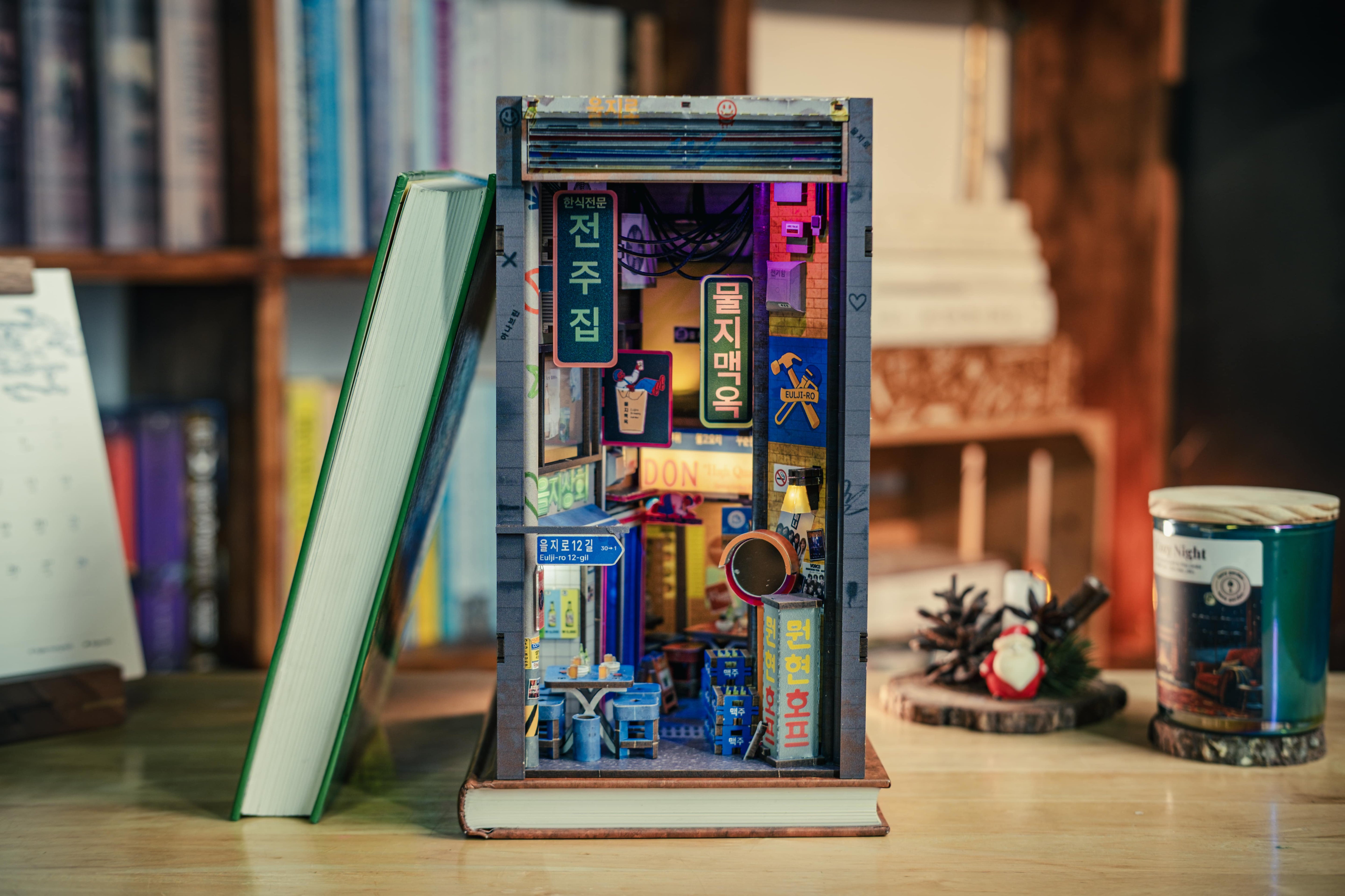 Book Nook Kits – Anavrin